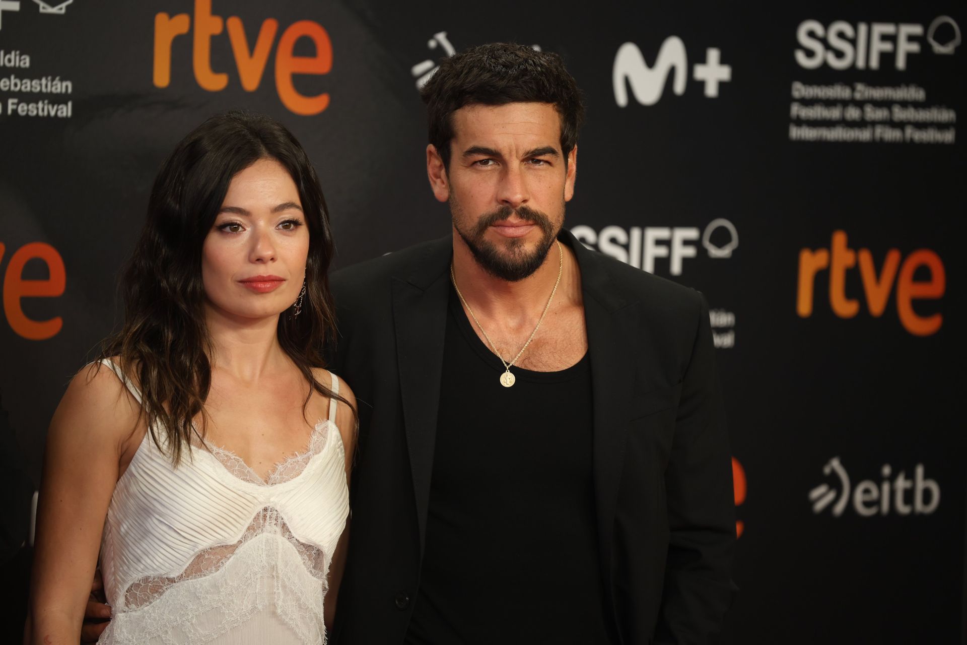 Las mejores imágenes de las alfombras rojas de 'Escape' y 'Querer' | El Diario Vasco